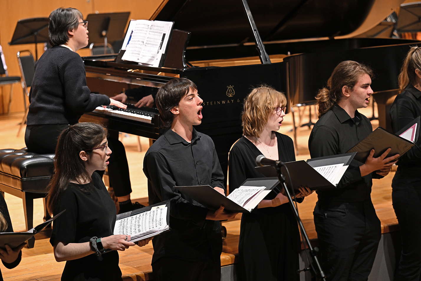 December 2025 month in pictures · Connecticut College News